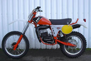 Some Great Classic Motorcycles at CustGP